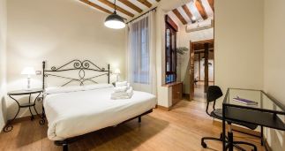 Latest El Rastro City Center Map,Address, Nearest Station & Airport ...